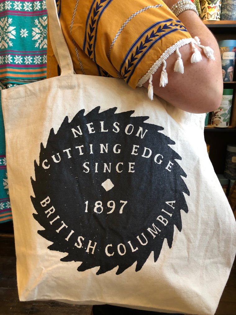 Cartolina | Vintage style gifts and curiosities. Online or In-Store.